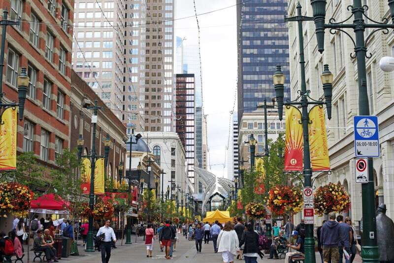Explore Calgary: Private Family Walking Tour - Key Points
