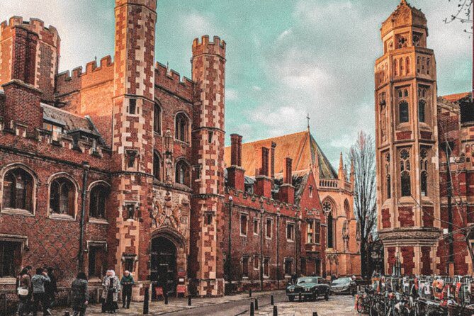 Explore Cambridge Student Life & Top Colleges Walking Tour - Exploring the Itinerary: What You Can Expect