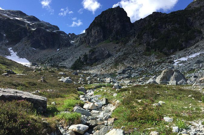 Explore Coastal Mountain Treasures: Scenic Hike from Squamish, BC - FAQ