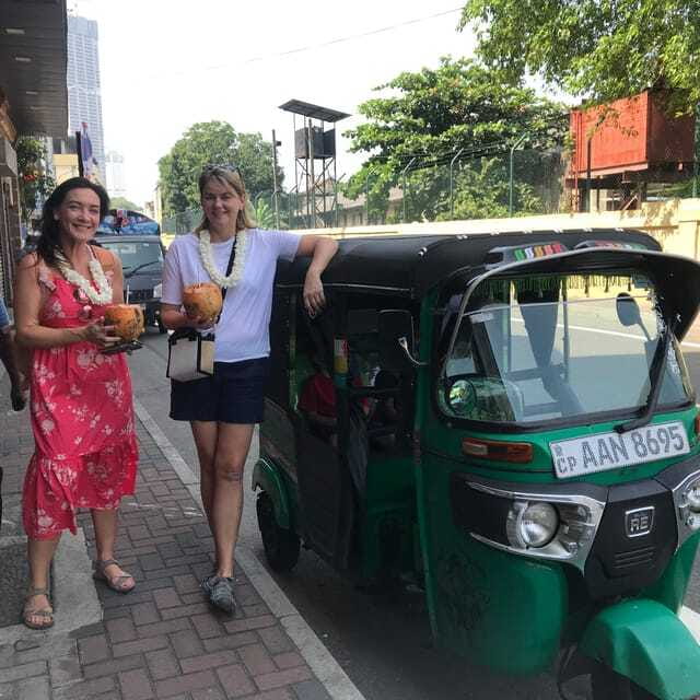 Explore Colombo with a Group - Who Should Consider This Tour?