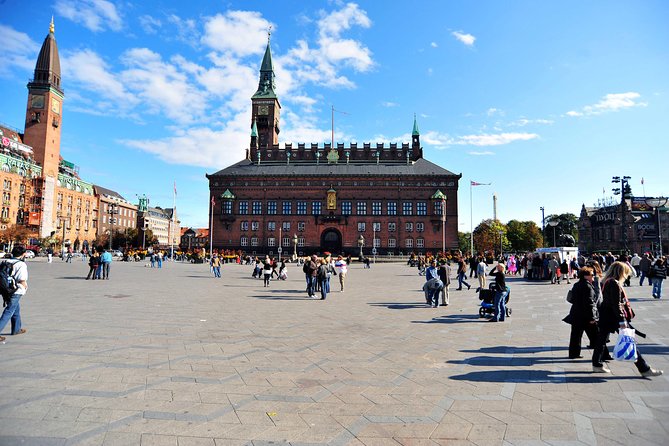 Explore Copenhagen: Self-Guided Audio Tour - Rosenborg Castle: A Royal Showcase