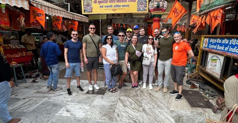 Explore Elephanta Caves Tour - Arriving at Elephanta Island