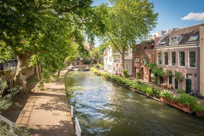 Explore Gems of Utrecht Walking Tour for Couples - Explore Gems of Utrecht Walking Tour for Couples