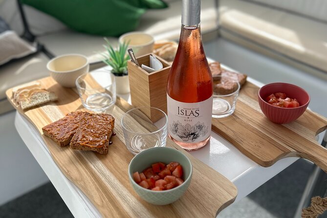 Explore Gran Canaria: 3h Boat Tour With Wine & Local Food Tasting - Exploring the Scenic Coastline of Mogan