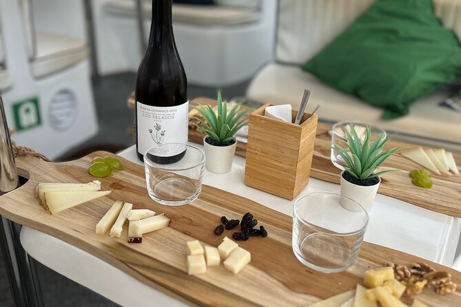 Explore Gran Canaria: 3h Boat Tour With Wine & Local Food Tasting - Traveler Reviews and Ratings