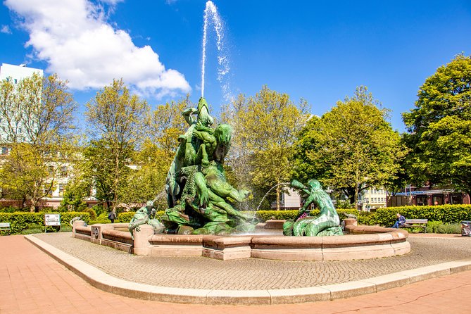 Explore Hamburg in 90 minutes with a Local - Key Points