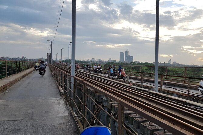 Explore Hanoi by Motorbike: 3-Hour Private Tour - Who Is This Tour Best For?