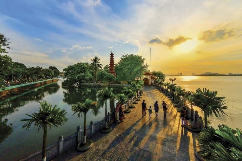 Explore Hanoi - The Capital Of Vietnam in A Full Day - Key Points
