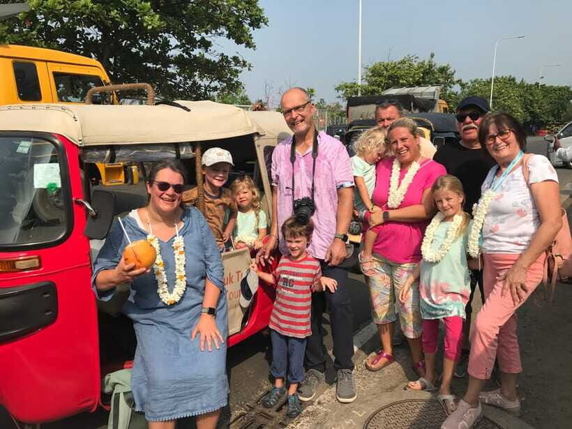 Explore Highlight Colombo with Group of Travelers - The Sum Up