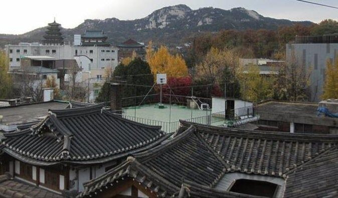 Explore Historic Seoul with a Local, Bukchon Hanok Village - A Closer Look at the Experience