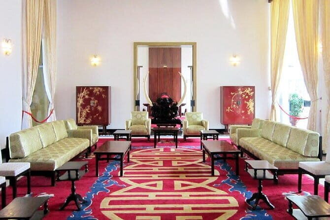 Explore Ho Chi Minh City with Private Walking and Jeep Tour - Authentic Saigon: Old Homes and Local Life