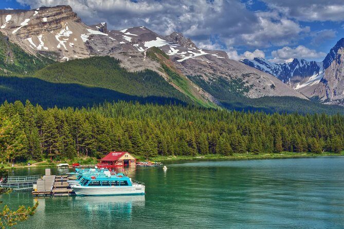 Explore Jasper Tour with Maligne Lake Cruise - The Highlight: Maligne Lake and Spirit Island