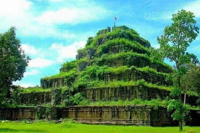 Explore Koh Ker Pyramid Temple With Beng Mealea Photography Tours - Frequently Asked Questions