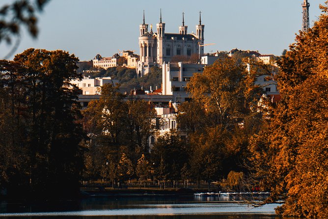 Explore Lyon in 60 minutes with a Local - Who Should Consider This Tour?