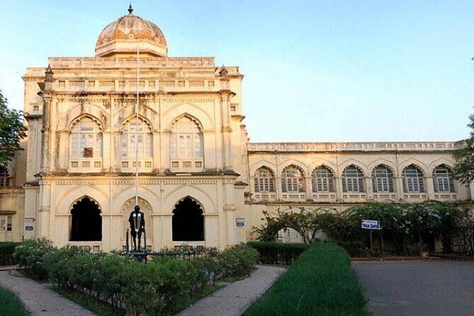 Explore Madurai's Rich Culture: Private Car & Guided Tour - The Sum Up