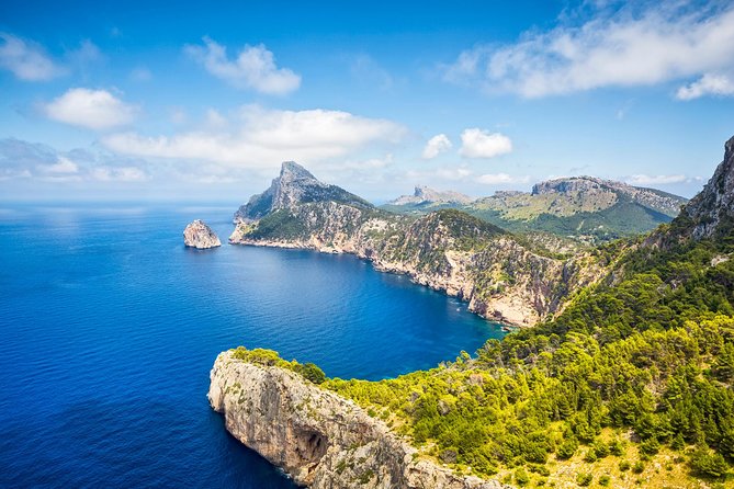 Explore Mallorca in Your Own Formula One Car Review - Inclusions and Equipment for the Tour