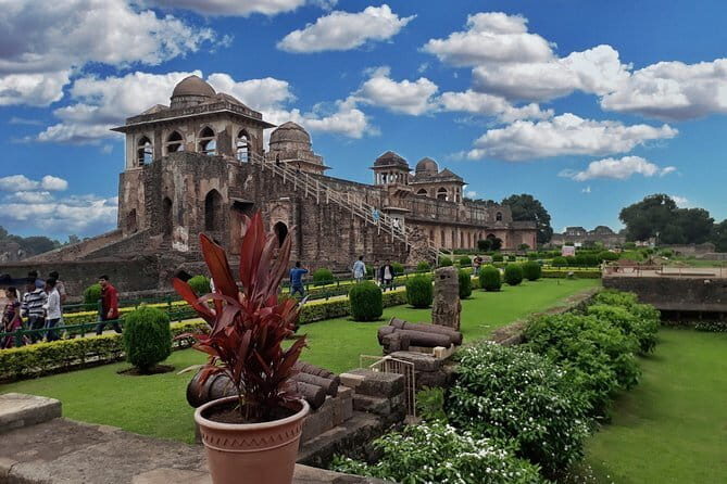 Explore Mandu's Architectural Marvels And Romantic Legends - FAQs