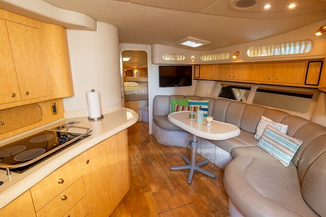Explore Miami on a beautiful 45' Yacht - The Experience: Comfort, Flexibility, and Stunning Views