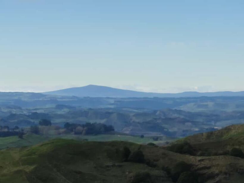 Explore Middle-Earth: Caves to Cinematic Landscapes - Exploring Middle-Earth: Caves to Cinematic Landscapes – A Flat-Out Good Ride in North Island, New Zealand