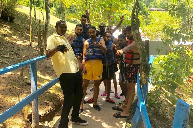 Explore Montego bay Jamaica toMartha Brae Rafting &Blue Hole Tour - FAQ