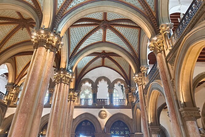 "Explore Mumbai : The City of Dreams with Historic Locations" - To sum it up