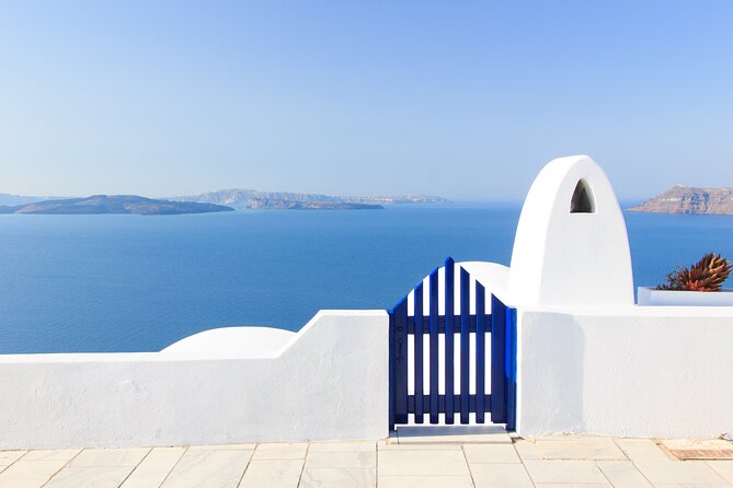 Explore Oia(IA) - Private Guided Tour - Inclusions