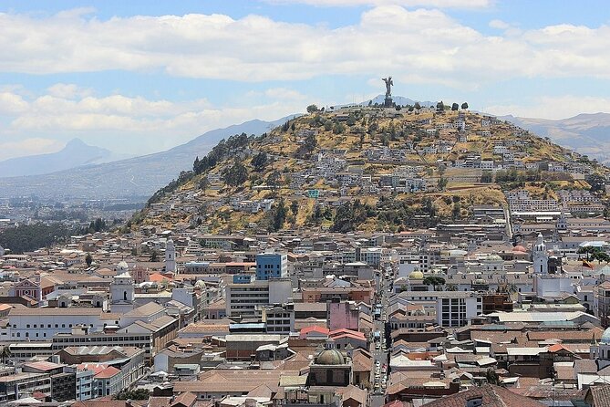 Explore Old Town Quito: Sightseeing, Food, Culture Small Group Walking Tour - Itinerary Highlights