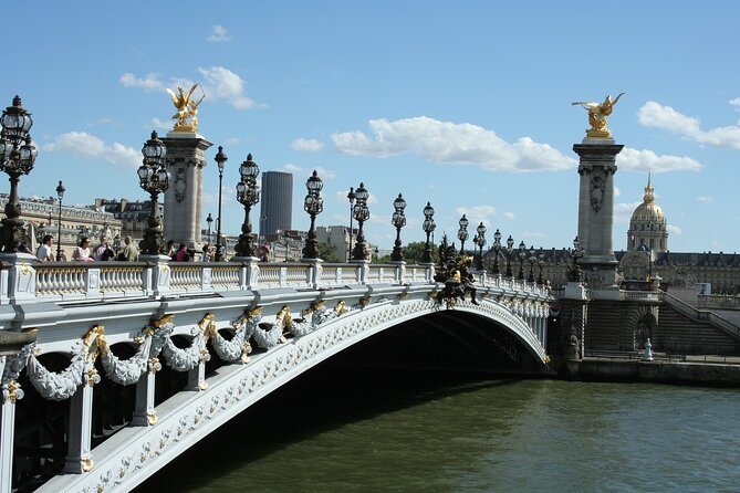 Explore Paris in 90 minutes with a Local - The Sum Up