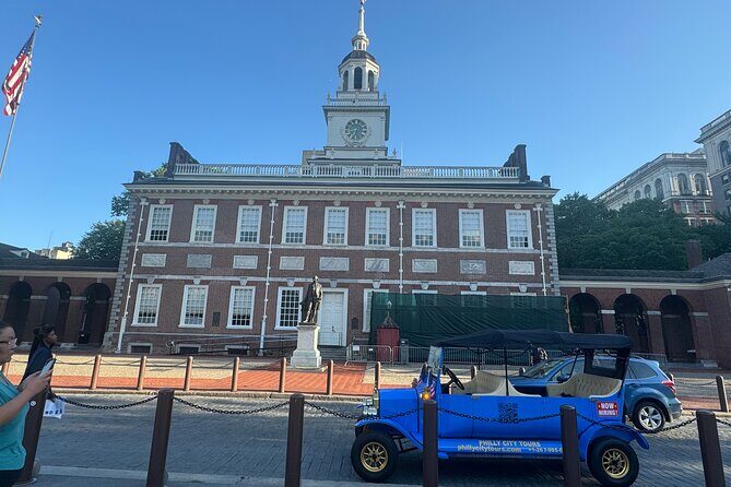 Explore Philadelphia via Vintage Car or Electric cart - An In-Depth Look at the Tour