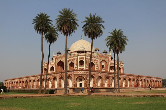 Explore Qutub Minar & Mehrauli Archaelogical Park with a Local Storyteller - FAQ
