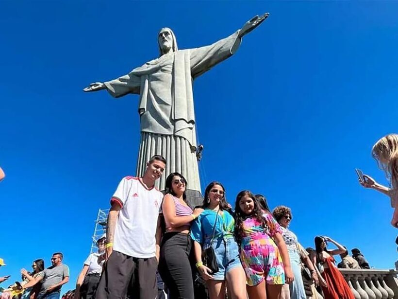 Explore Rio: Christ, Selarón, and more in 5 Hours! - A Deep Dive into the Tour Experience