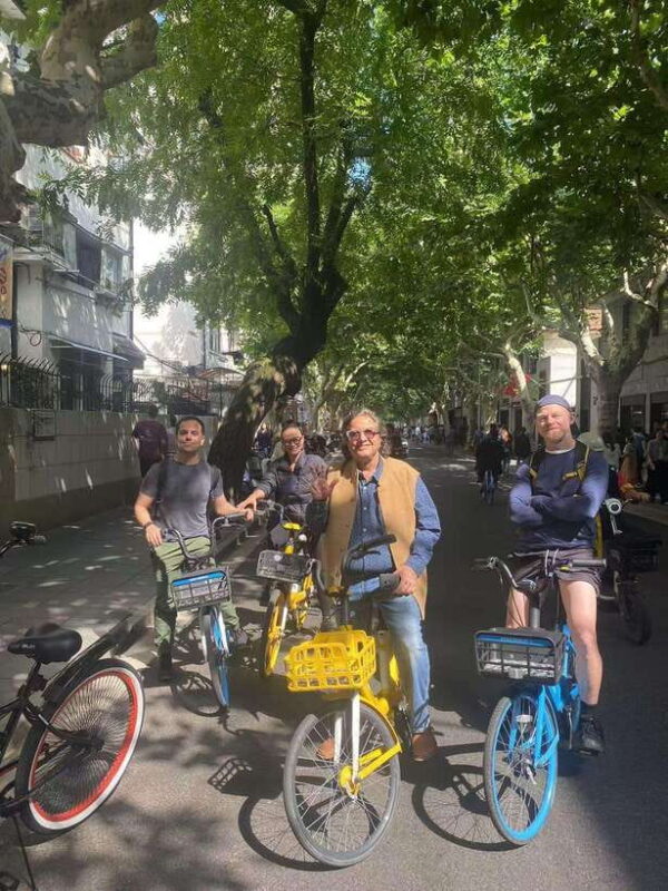 Explore Shanghai's Old Town & Suzhou River by Bike - Key Points