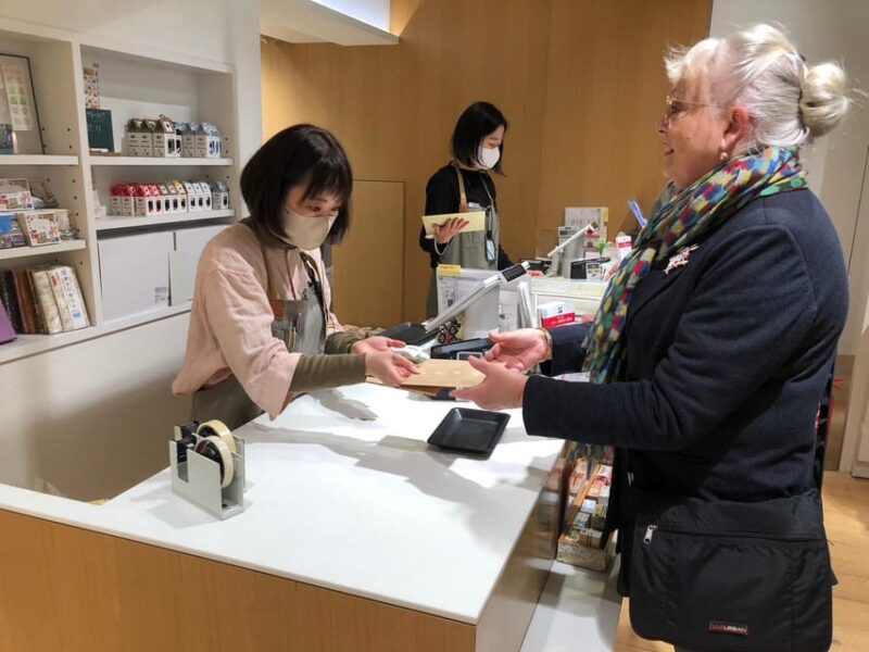 Explore Shimbashi Food Culture Friendly Walking Tour - Sushi and Seafood