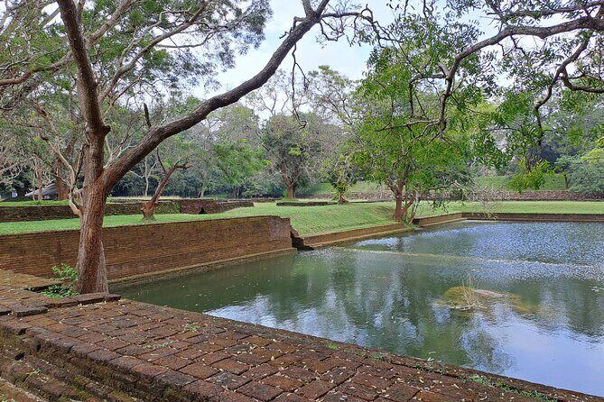 Explore Sigiriya Rock Fortress with a Guide - Analyzing the Value