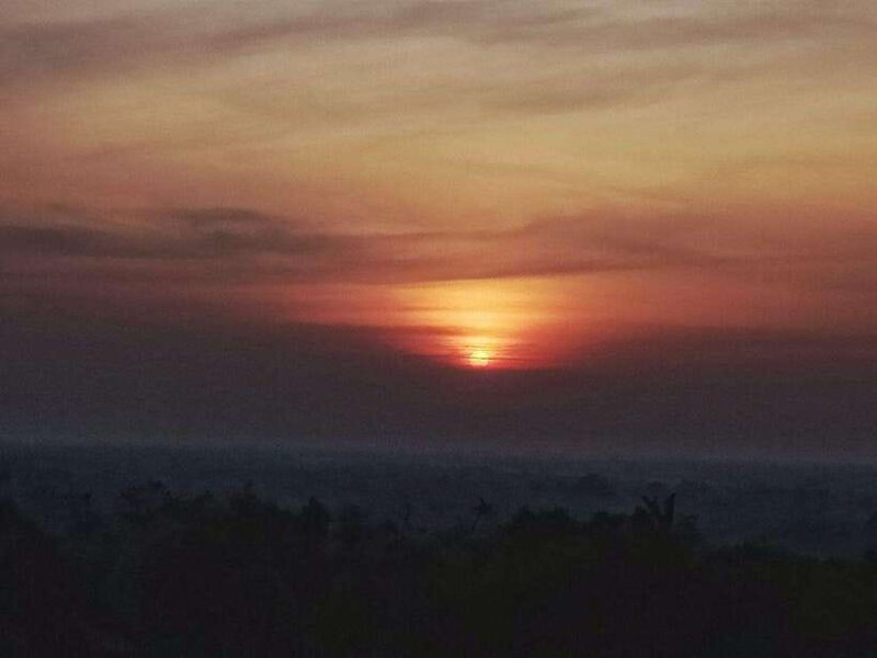 Explore some hidden gems of temples with sunset - Who This Tour Is Best For