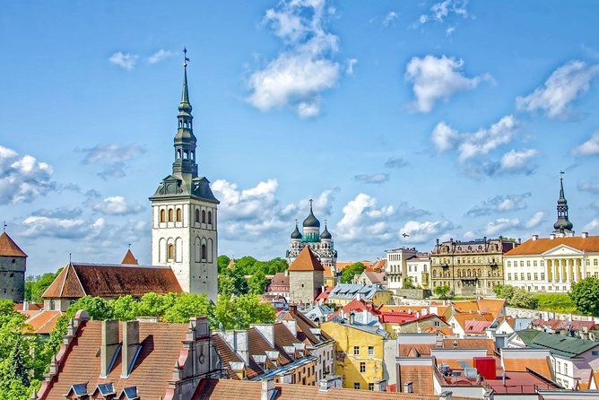 Explore Tallinn in 60 minutes with a Local - What to Expect