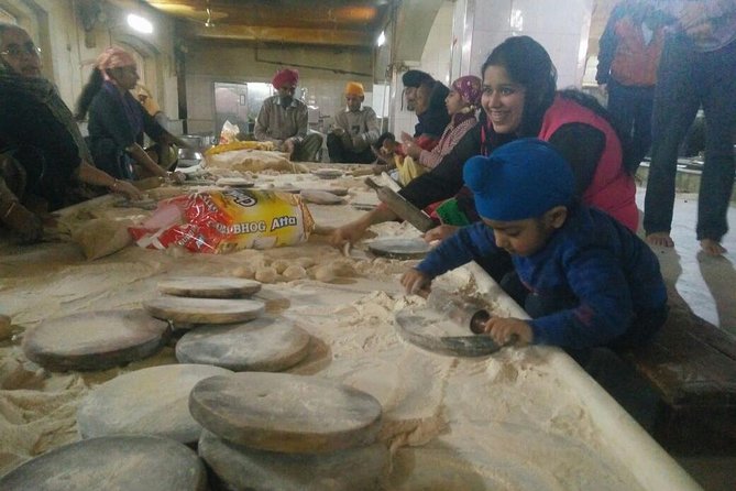 Explore the Beauty of Old Delhi & the Spice Market! - FAQ