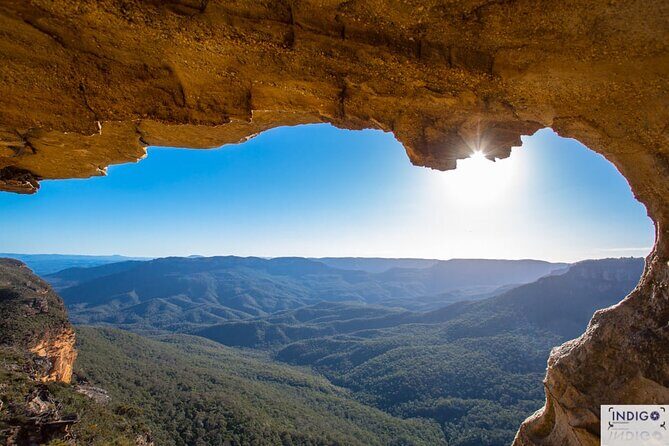 Explore The Blue Mountains with your local guide - Full Day Tour - Leura Village