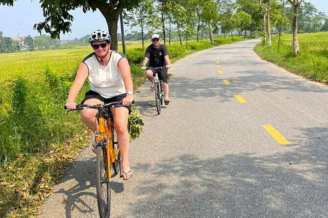 Explore the Charm of Duong Lam Ancient Village -Small Group Tour - Key Points