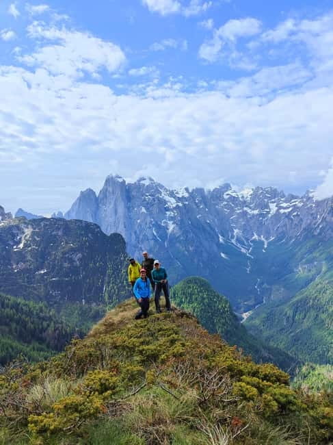 Explore the Dolomites, a hiking day in the mountains - Key Points