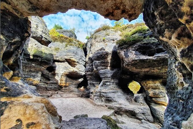 Explore The Elbe Sandstone Mountains in Czech Republic - Discovering the Highlights of the Elbe Sandstone Mountains