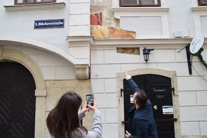 Explore the Hidden Gems of Vienna with CityRiddler - A Balanced View: Pros and Cons