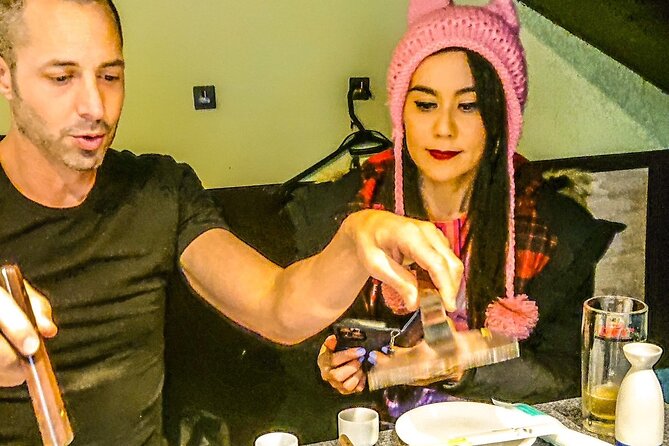 Explore the Hidden Local Bars in Shinjuku - 3.5 Hours - Embracing the Lively Atmosphere