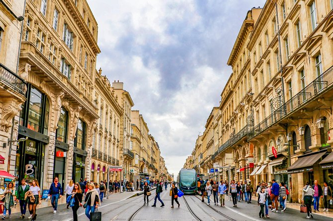 Explore the Instaworthy Spots of Bordeaux with a Local - Who Will Love This Tour?