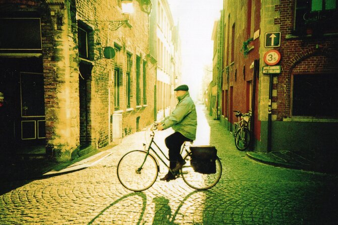 Explore the Instaworthy Spots of Bruges with a Local - Why Travelers Love This Tour (Based on Reviews)
