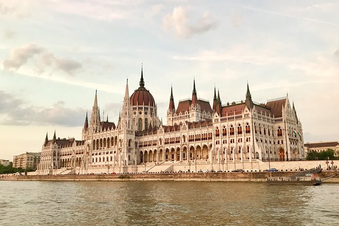 Explore the Instaworthy Spots of Budapest with a Local - Authentic Experiences and Authentic Insights
