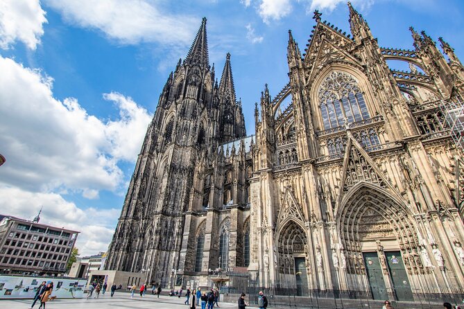 Explore the Instaworthy Spots of Cologne with a Local - FAQ
