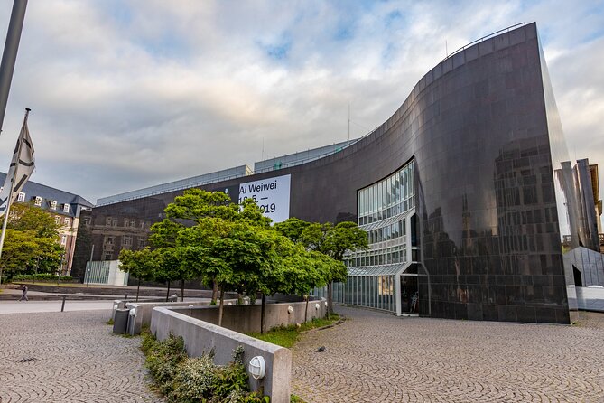 Explore the Instaworthy Spots of Dusseldorf with a Local - Who Should Book This Experience?