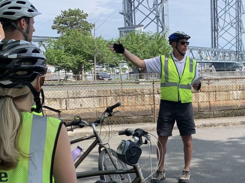 Explore the Islands & Harbor Guided Bike Tour 2-2.5 Hrs. - The Itinerary: What to Expect from Start to Finish