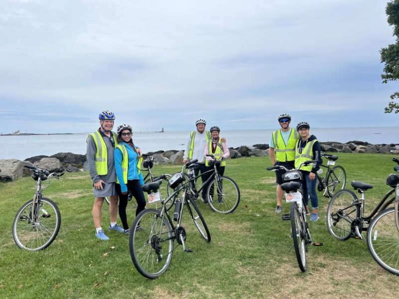 Explore the Islands & Harbor Guided Bike Tour 2-2.5 Hrs. - FAQ